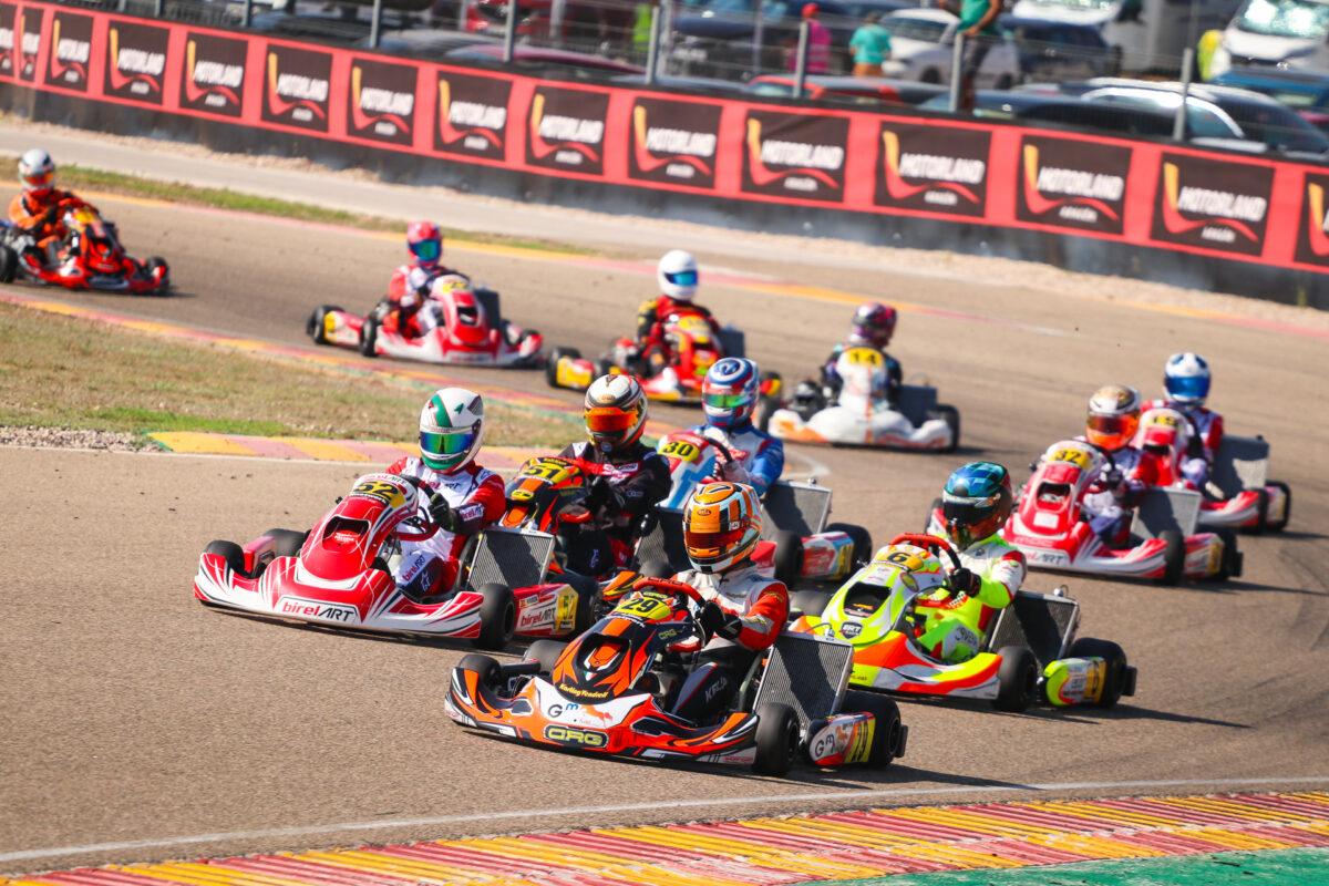 El público disfruta en el nacional de Karting en MotorLand – FADA
